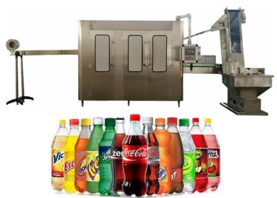Cina stabilimento di imbottigliamento della bibita della bottiglia dell'ANIMALE DOMESTICO 250-2000ML, riempitore di Monoblock e capsulatrice in vendita