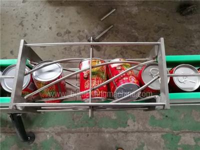 Cina Cucitore della macchina di rifornimento della latta di bevanda della cima di schiocco del barattolo di latta, piccola macchina di rifornimento del succo in vendita