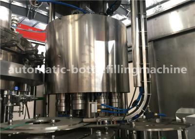 Cina Macchina di rifornimento delicatamente gassosa della bevanda, linea di imbottigliamento a basso rumore del selz in vendita