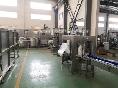Cina 900BPH macchina di rifornimento dell'acqua da 5 galloni, capsulatrice Machine del riempitore di Rinser in vendita
