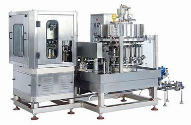 Cina Attrezzatura di coperchiamento di Juice Soda Beverage Gravity Filling della macchina 3000kg del vino automatico della birra in vendita