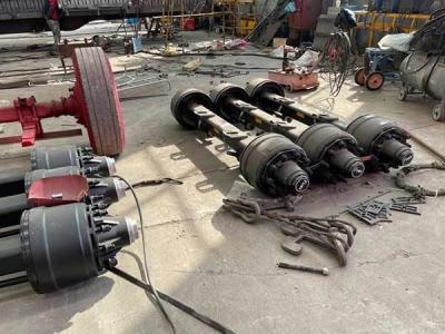 Cina 13 tonnellate FUWA Trailer Axles Alta resistenza e aspetto confortevole in vendita