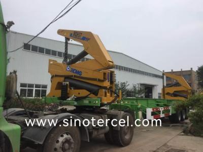 Cina Rimorchio con gru laterale da 20 piedi Container con sollevatore laterale da 37 tonnellate da 40 piedi in vendita