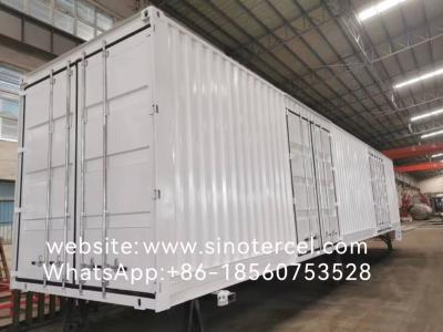 Cina Box Semi Trailer Personalizzato Semi Trailer Chiuso Bianco con porta laterale in vendita