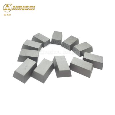 China SS09 vlak gecementeerd de carbide gesoldeerde uiteinden van het zaagblad voor de baksteenknipsel van de zandsteen Te koop