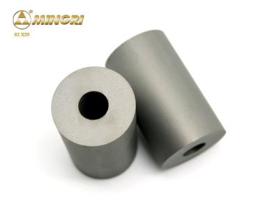 Cina L'intestazione fredda del carburo di tungsteno di YG25C muore muffe per il dado che forma l'industria delle viti di fissaggio in vendita
