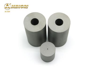 Cina L'intestazione fredda del carburo di tungsteno di YG25C muore muffe per il dado che forma l'industria delle viti di fissaggio in vendita