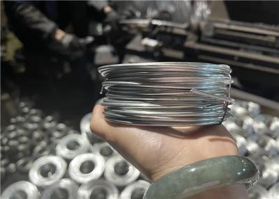 Cina Caldo immerso ha galvanizzato il cavo del legame del tondo per cemento armato del ciclo del doppio 1.2kg di 1.2mm in vendita