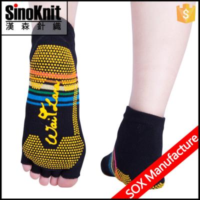 China Custom Athletic Fashion 3D Womens Neon Yoga Five Toe Slipper Socks for sale