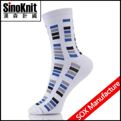 China Cotton Knitted Mens Casual Socks , Soft Wearing Mens Patterned Socks for sale