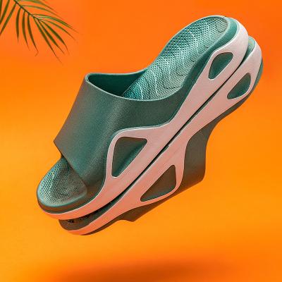 Cina Pantofole piane di estate delle donne delle scarpe casuali del bagno dei sandali di stile semplice antisdrucciolevole a casa dell'interno all'ingrosso delle coppie per gli uomini in vendita