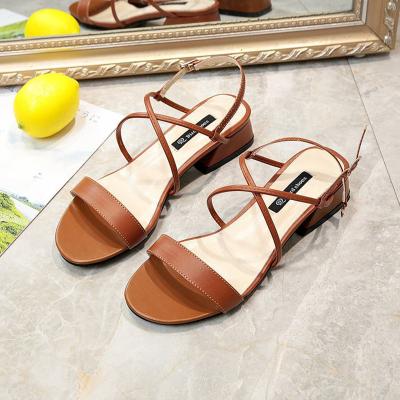 China New Ladies Elegant cross strap casual shoe Wholesale women thick sole non-slip summer sandals in stock leather shoes for sale