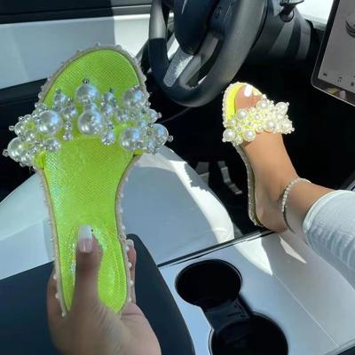 China New fashion style pearl flat sandals large size slide slippers hot sale solid color outdoor non-slip shoes for women for sale