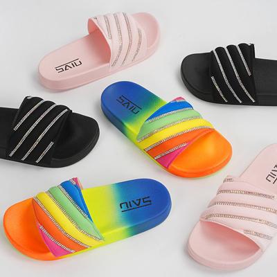 China Fashion new women rainbow rhinestone upper slippers hot selling tie dye ladies colorful flat sandals in summer for sale
