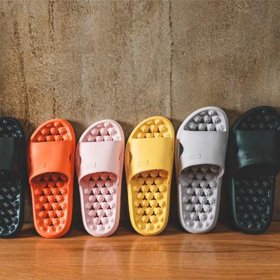 Cina 2021 scarpa colante del foro dei sandali dell'rapido-essiccazione della nuova di colore solido di estate del bagno cavità domestica antisdrucciolevole dell'interno unisex delle pantofole in vendita