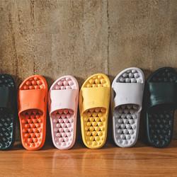 Cina 2021 scarpa colante del foro dei sandali dell'rapido-essiccazione della nuova di colore solido di estate del bagno cavità domestica antisdrucciolevole dell'interno unisex delle pantofole in vendita