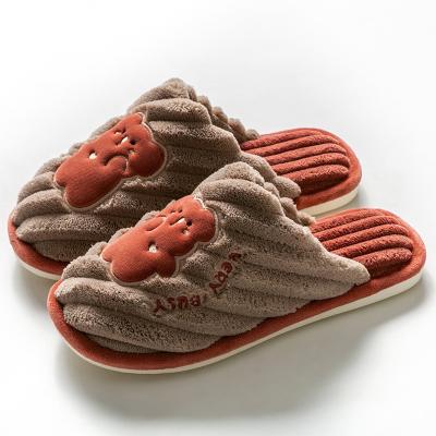 China New design cartoon bear slippers factory price hot sale for women and male lightweight household shoes winter for sale