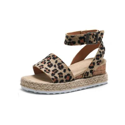 China Children  Cute Breathable Beach Shoes Brown Leopard Pattern Thick Sole   Beach Shoes for sale