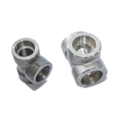 Cina L'accessorio per tubi di ASME B16.9 A234 WPB colloca sul tee il T uguale saldato a 10 pollici del acciaio al carbonio in vendita