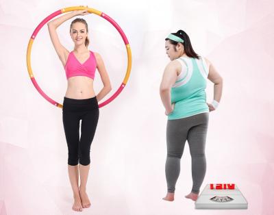 Cina Produttore all'ingrosso economico del hula-hoop di forma fisica leggera professionale di plastica in vendita