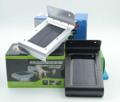 China Suspended Mounted Warm White 3000K DC 3.3V Solar Powered Wall Lights CE / RoHS for sale