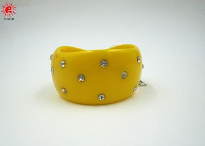 China Eco-Friendly Girls Yellow Curly Resin Fashion Bangle Bracelets With Diamond for sale