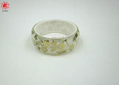 China Engagement Gift Love Pattern Resin Flower Bangle Bracelet For Girls for sale