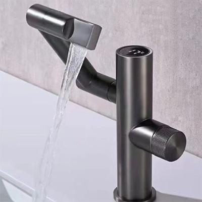 Cina OEM Acciaio di ottone Numero di temperatura del rubinetto caldo e freddo 120 Spirale Spout in vendita