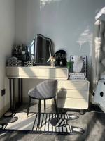 China Hotel Modern Dressing Table Storage Bin Cabinet  Makeup Vanity Table for sale