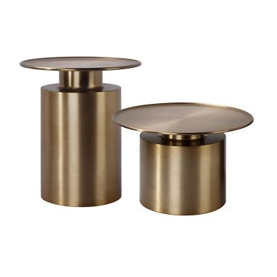 China Five-star Hotel Modern Carbon Steel Art Round Corner Table Guest Room Bedside Table for sale