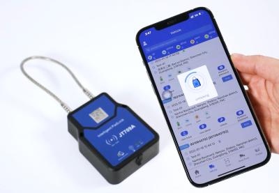 China 4G Electronic RFID Remote Unlock GPS Seal Tracker For Van Trailer Container Door for sale