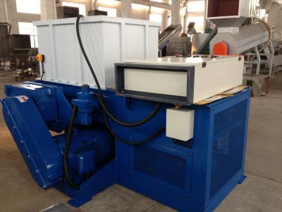 China Single Shaft Plastic Shredder Machine For Big Solid Block Plastic High Torque for sale