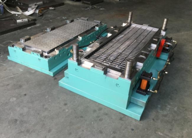 Mold assembly process