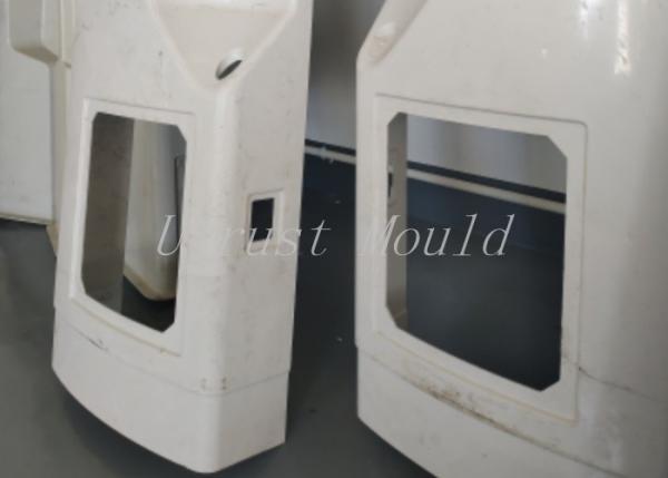 Quality SMC Train Door Frame Compression Mold 300000 Shots P20 Steel for sale