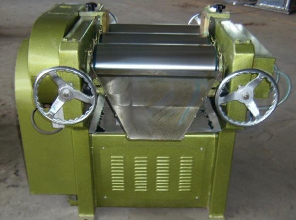 Quality 200mm diameter Three Roller Mill / Three Roll Grinding Mill For Printing Ink for sale
