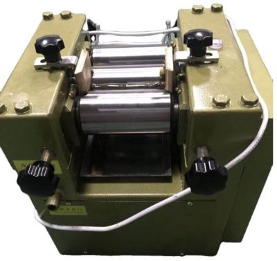 China Laboratory Three Roll Mill For Paint With Hard Alloy Chilled Rollers Customized for sale