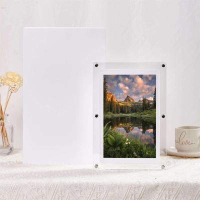 China Acrylic Digital Video Photo Frame Crystal Advertising Player Transparent Motion Video Frame for sale