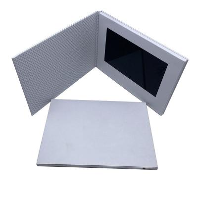 China High Quality Custom A5 7 Inch Screen LCD Video Advertising Brochure Digital Gift Card for Business Invitation for sale