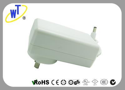 China Altas fuentes de corriente ALTERNA de la confiabilidad 50Hz/60Hz, adaptador internacional en venta