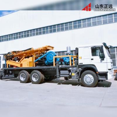 China Heavy Duty 132KW Truck Mounted Rotary Drilling Rig 7500Nm With Mud Pump for sale