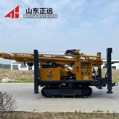 중국 궤도형 우물 시추기는 고출력으로 복잡한 광산층에서도 깊이 시추할 수 있으며, 연료 효율이 높고 내구성이 뛰어납니다. 판매용