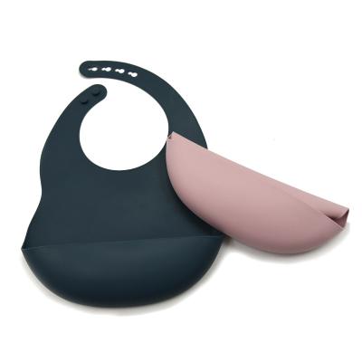 China Multi Colors Deep Front Pocket 100g Baby Silicone Bibs For Messy Eaters for sale