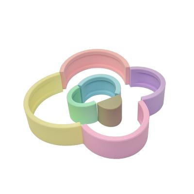 Cina Bambino libero di colore di forma BPA Pantone dell'arco dell'arcobaleno che impila giocattolo in vendita