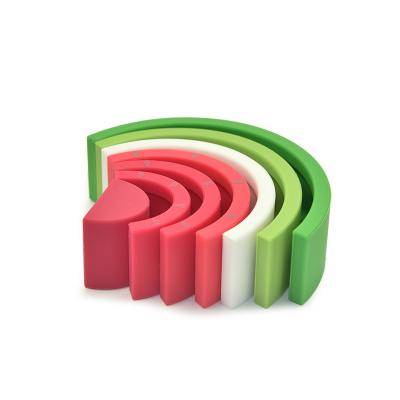 Cina L'impilamento variopinto del bambino del silicone dell'arcobaleno gioca il commestibile 100% libero di BPA in vendita