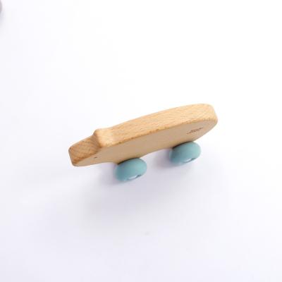 中国 BPAの自由な輸入されたブナの木のシリコーンティーザーは色をカスタマイズした 販売のため