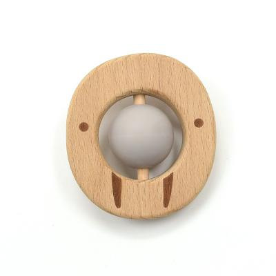 Cina Cassaforte di legno di Teether del silicone di crepitio della palla di forma mobile del tricheco per il bambino in vendita