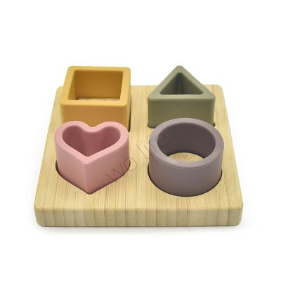 Cina Giocattoli prescolari educativi del bambino del blocchetto del silicone con la perla del cerchio in vendita