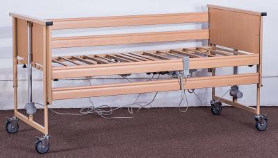 China Removable 5 Function Electric Nursing Bed For Elderly In Family Nursing for sale