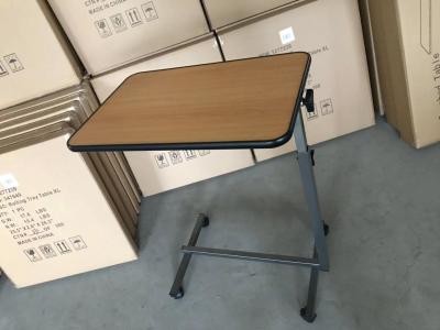 China Tiltable Oppervlakte 700mm 1010mm de Lijst van Tray Table Over Bed Food van het het Ziekenhuisbed Te koop