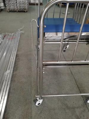 Cina Letto di ospedale infantile materiale di acciaio inossidabile medico in vendita
